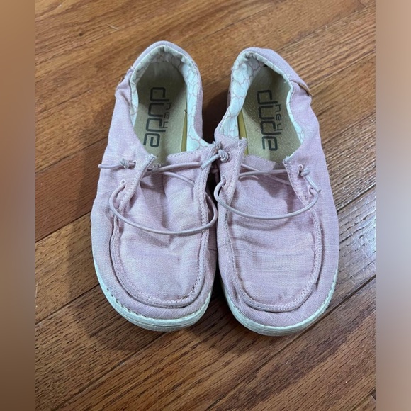 Hey Dude | Shoes | Pink Hey Dude Shoes Youth Size 3 | Poshmark